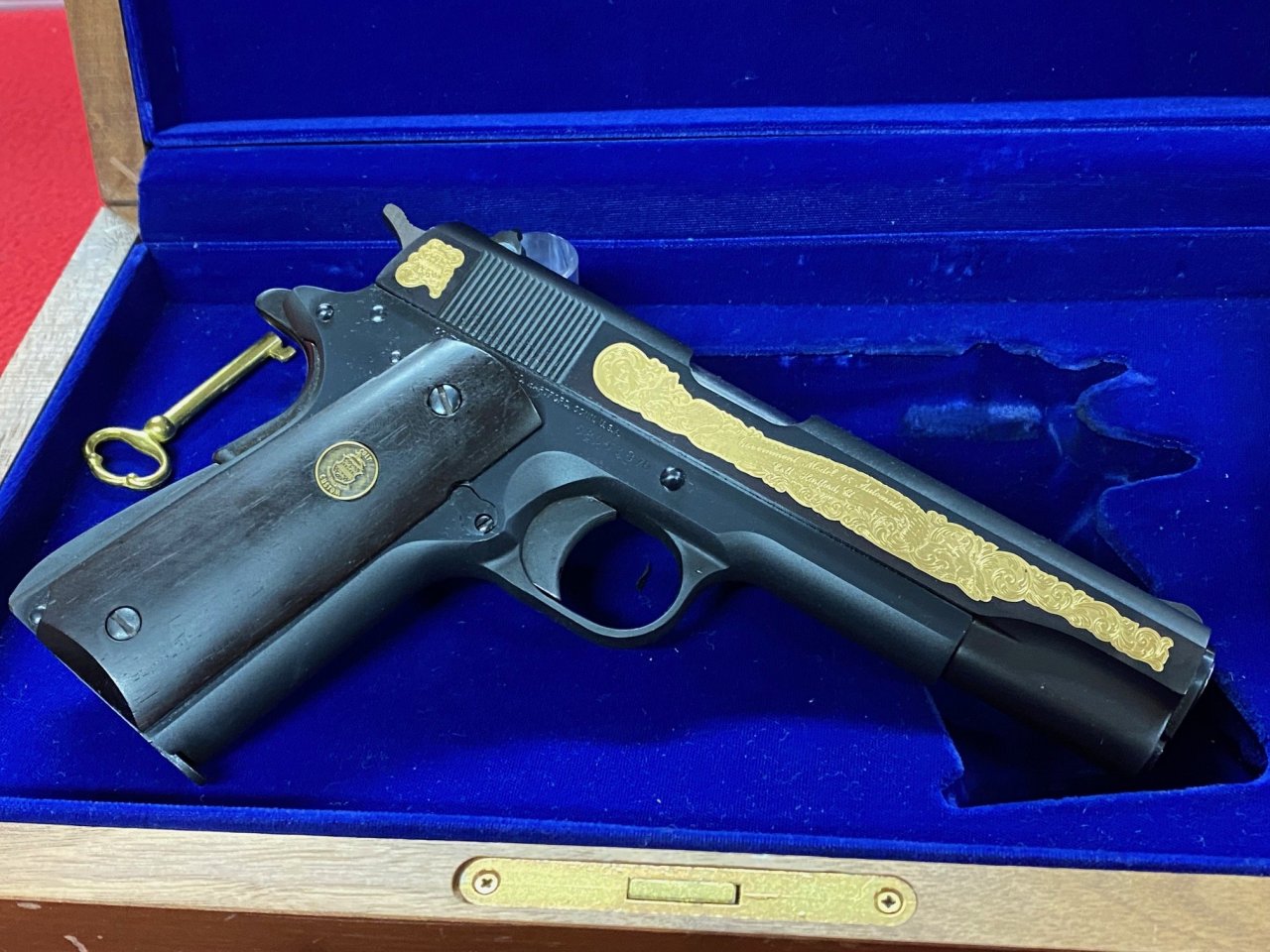 Pistole sam. Colt, Model: 1911 Signature, Ráže: .45 ACP, hl.: 5", Colt ...