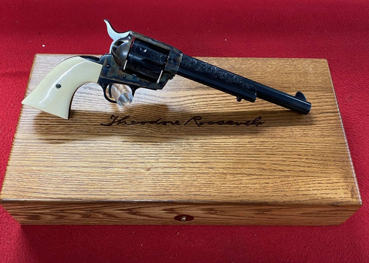Revolver Colt, Model: SAA Theodore Roosevelt Commemorative, Ráže: .44 ...
